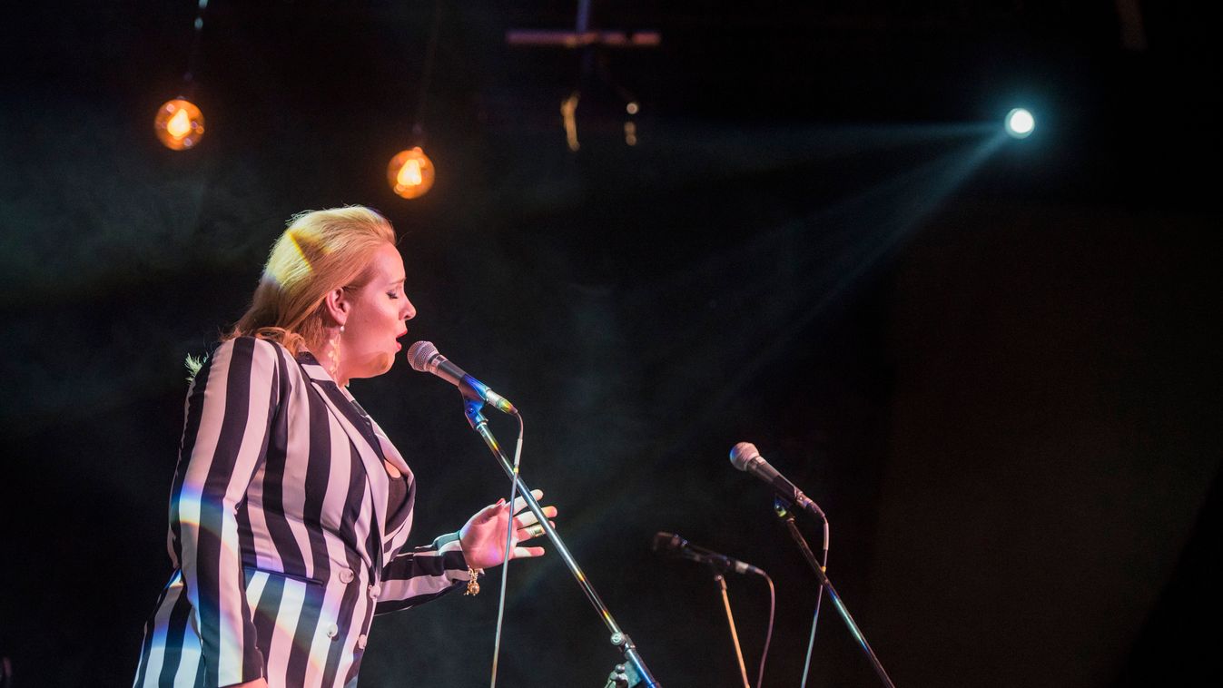 VEOL - Valentin-napi posztban mutatta meg első közös fotóját párjával ...