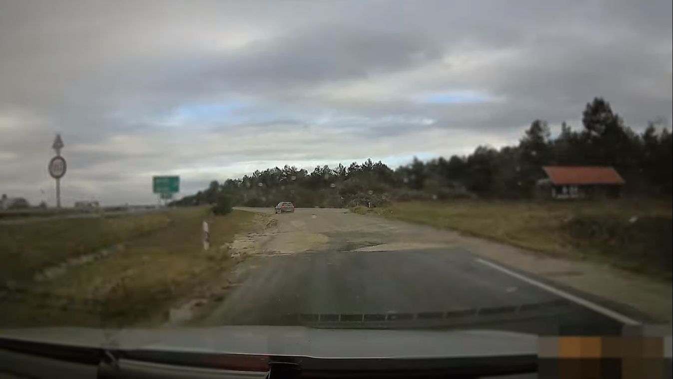 VEOL - Így üldözték a rendőrök az embercsempészt Márkónál (videó)