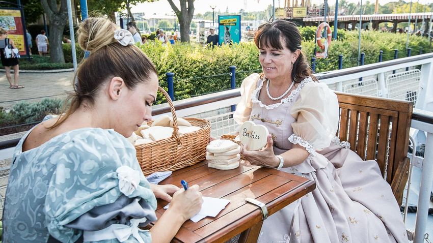 VEOL - Az Anna-báli szívhalászat a játékosságról szól