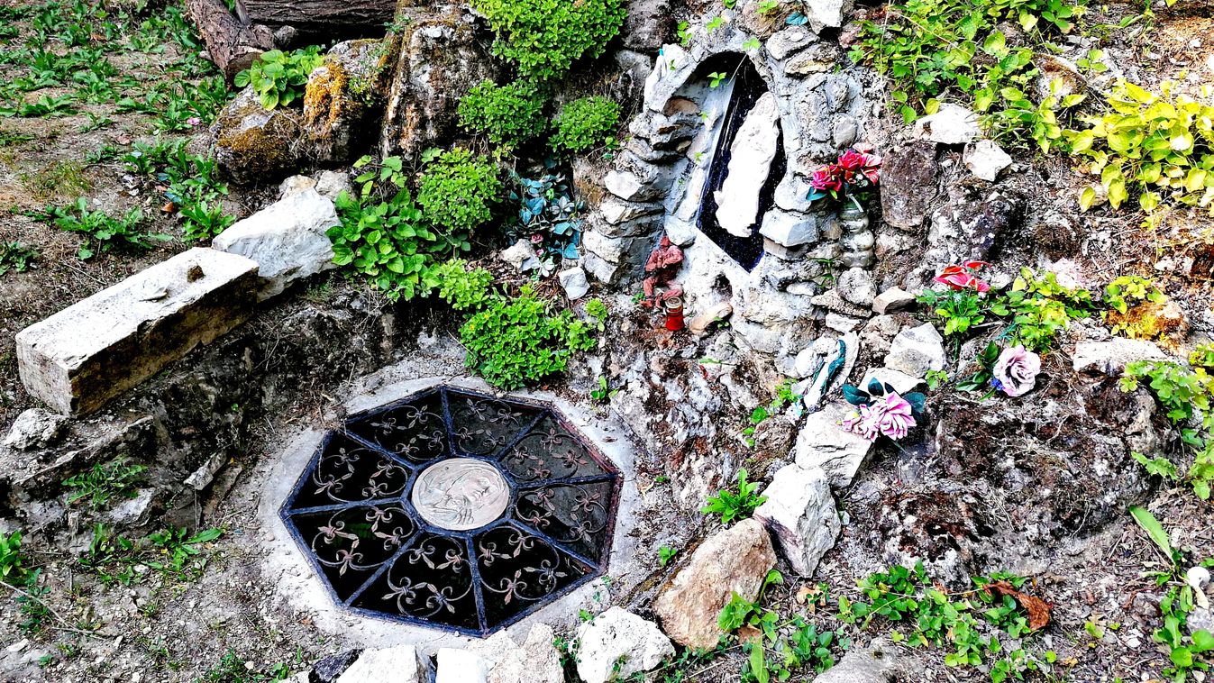 Elképesztő látványt nyújt a Rab Mária-forrás