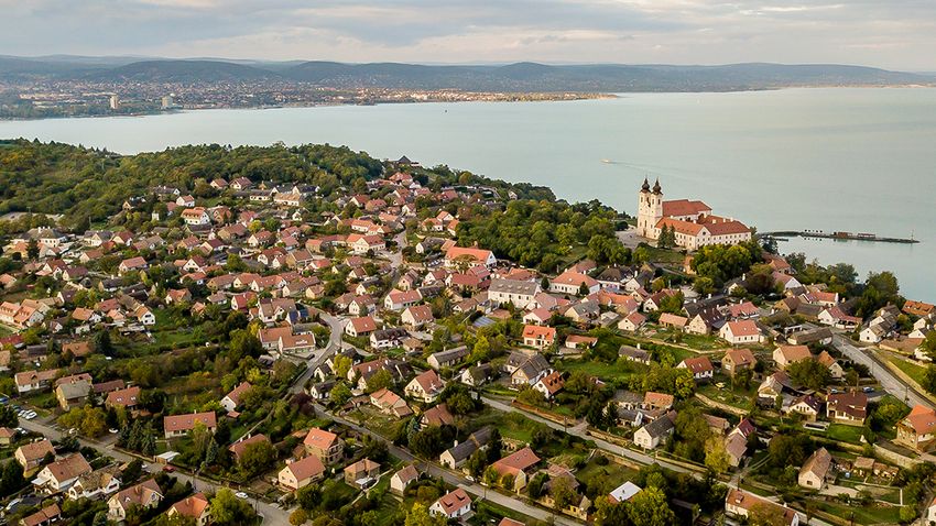 VEOL - Tihany egész évben élményekkel vár
