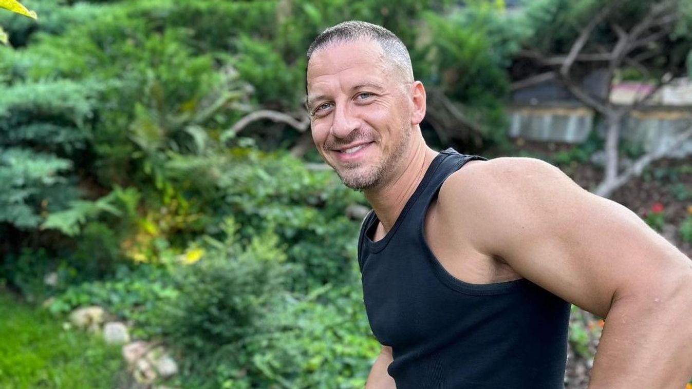 Vastag Csaba a kétkezi munkától sem riad vissza