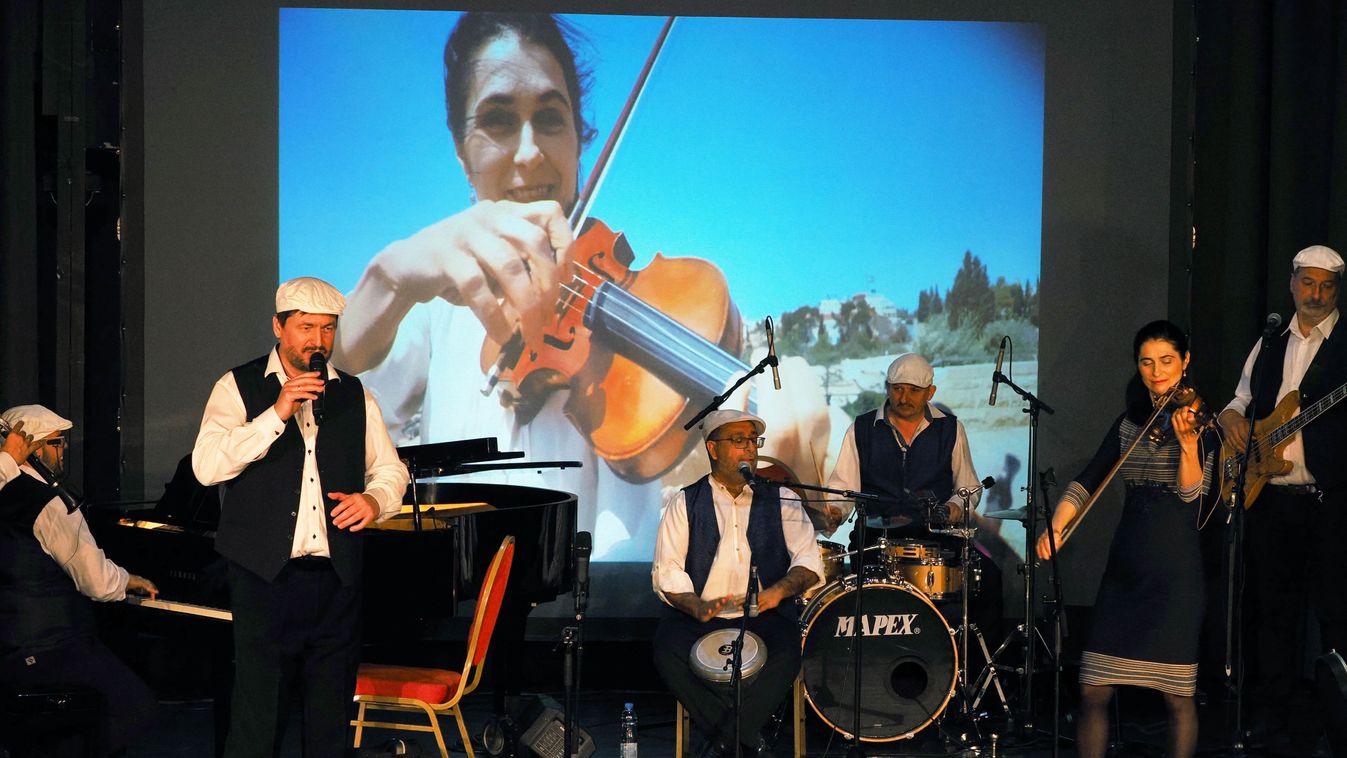 Vastaps a jiddis dallamoknak (képgaléria)