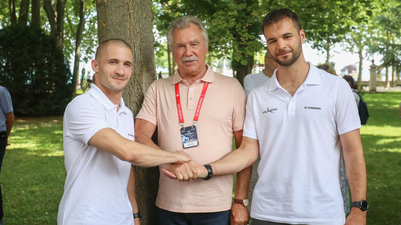 Farkas Bertalannal, az első magyar űrhajóssal is lehetett találkozni a ...