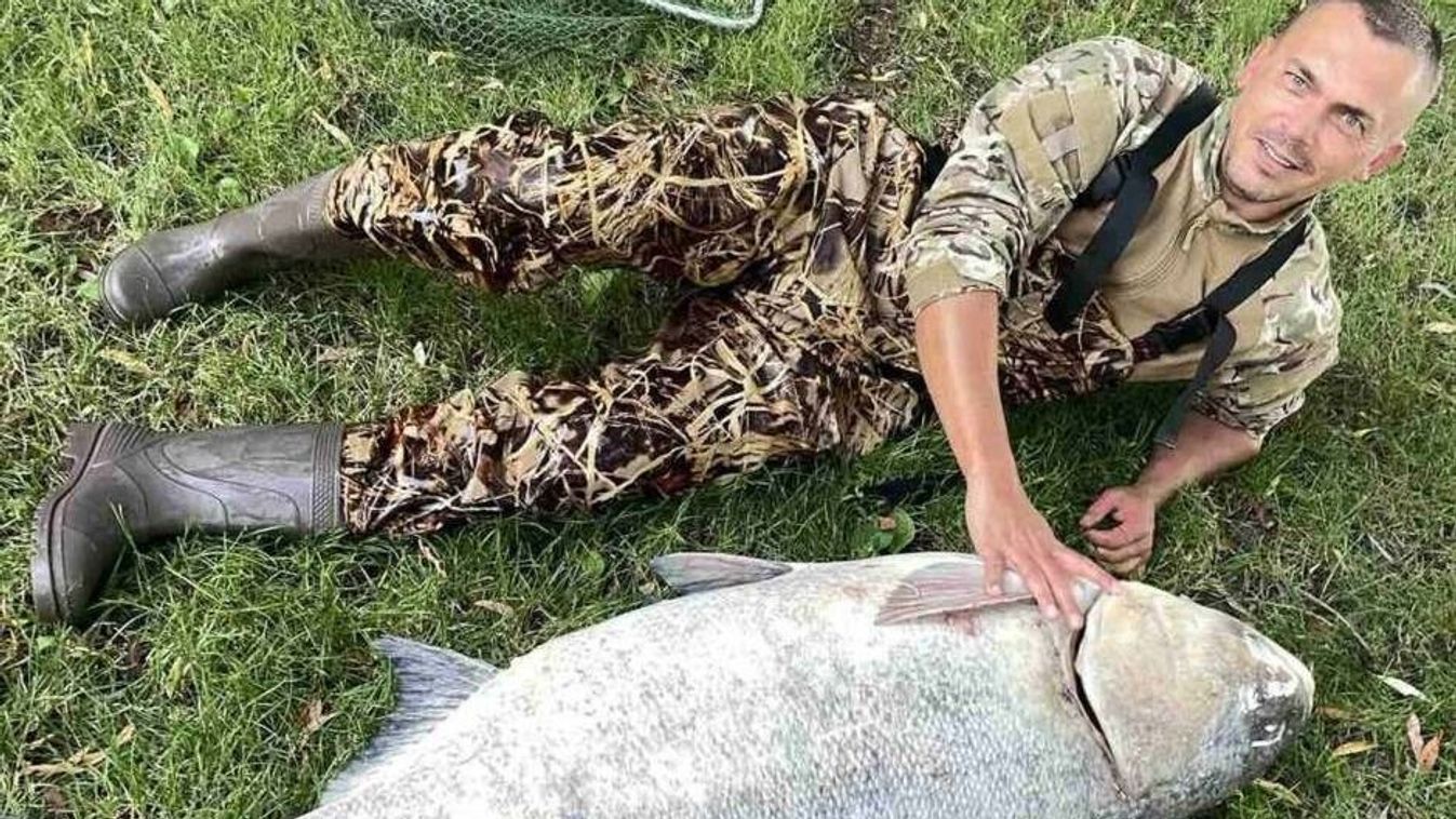 Hatalmas busát fogtak a Balatonon