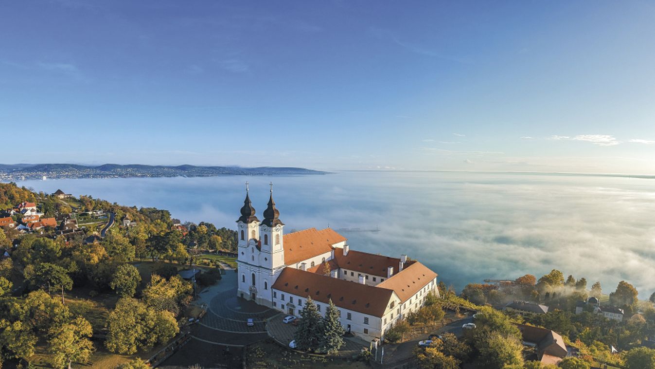 Tihanyi Bencés Bál - februárban