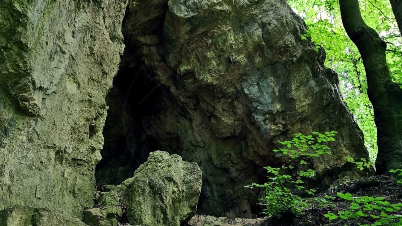 Legenda a bakonyi Zsivány-barlangról
