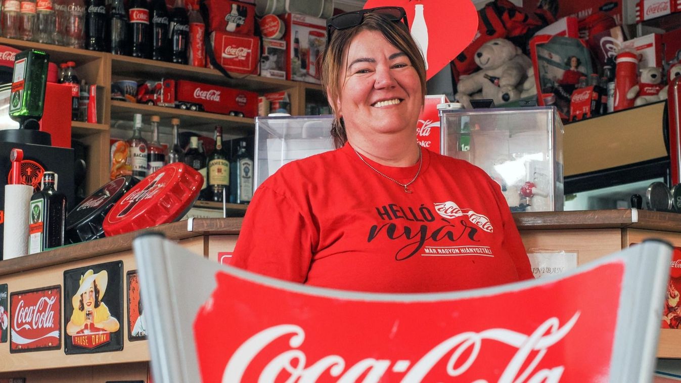 Coca-Cola gyűjtemény a Papi Bisztróban