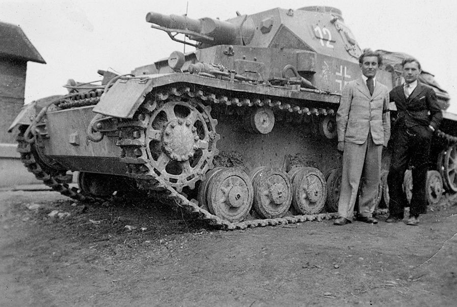 Tigris tank a Balatonban: van alapja a legendának?