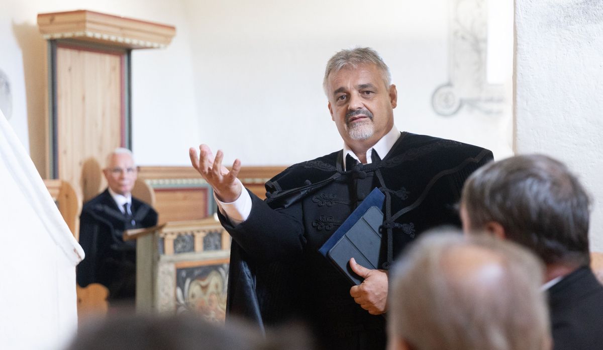 Jubileumi istentisztelet dr. Bikádi László Károlyért