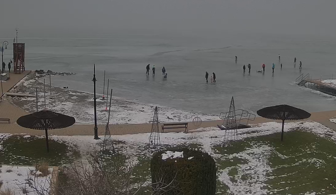 Balatoni korcsolyázás – Még mindig veszélyes