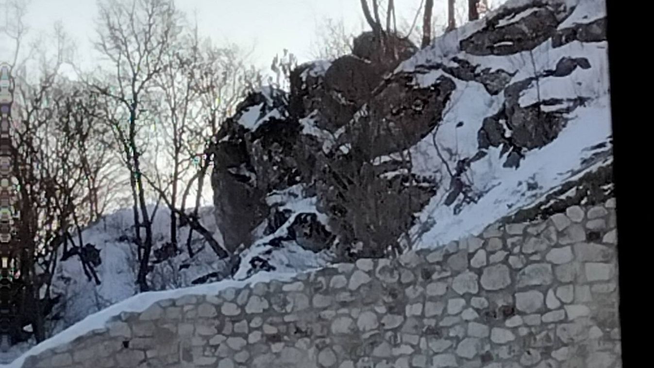 A Cseszneki vár falán jelent meg egy arc - fotón a csoda