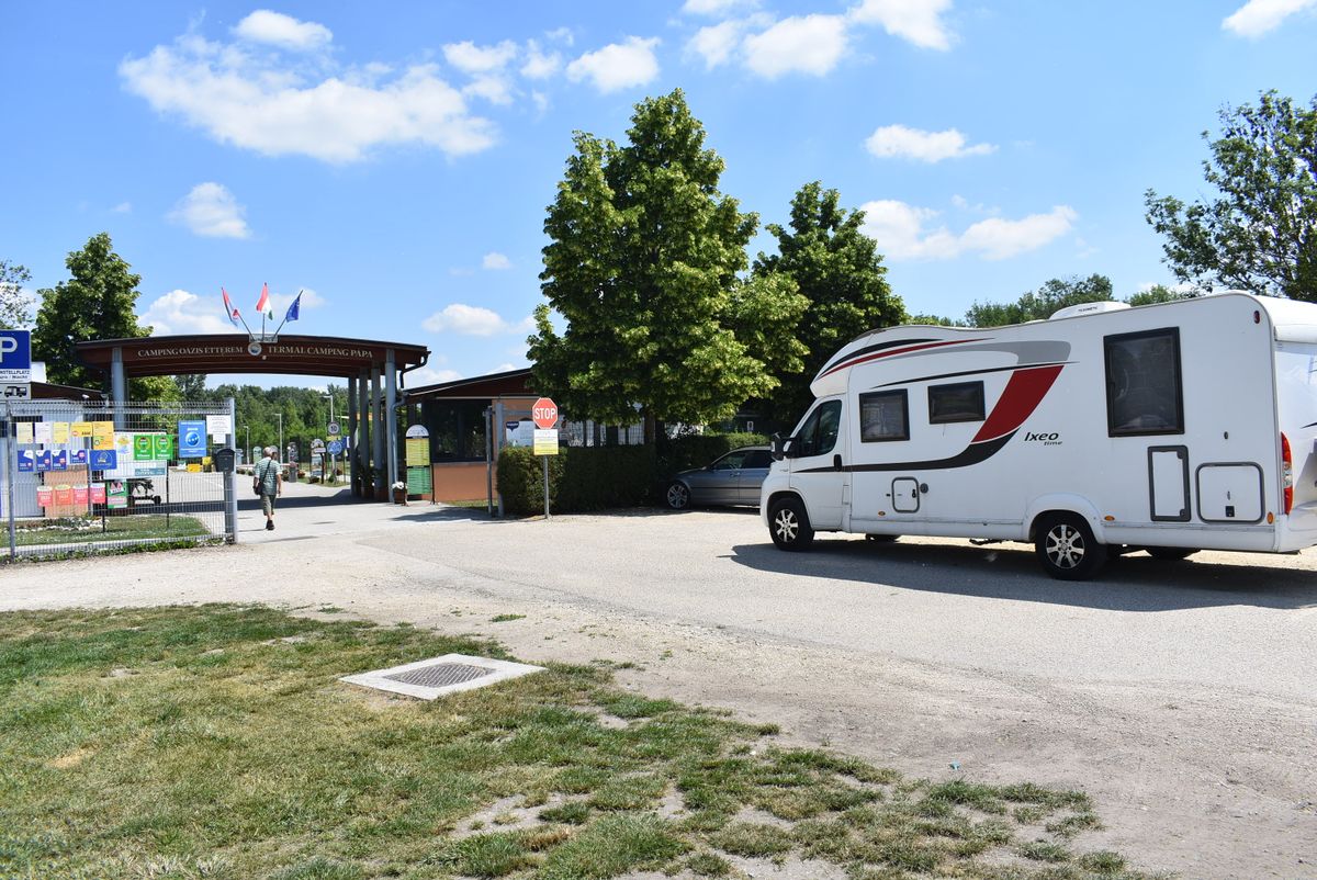 A pápai kemping vezetősége bizakodva várja a nyarat